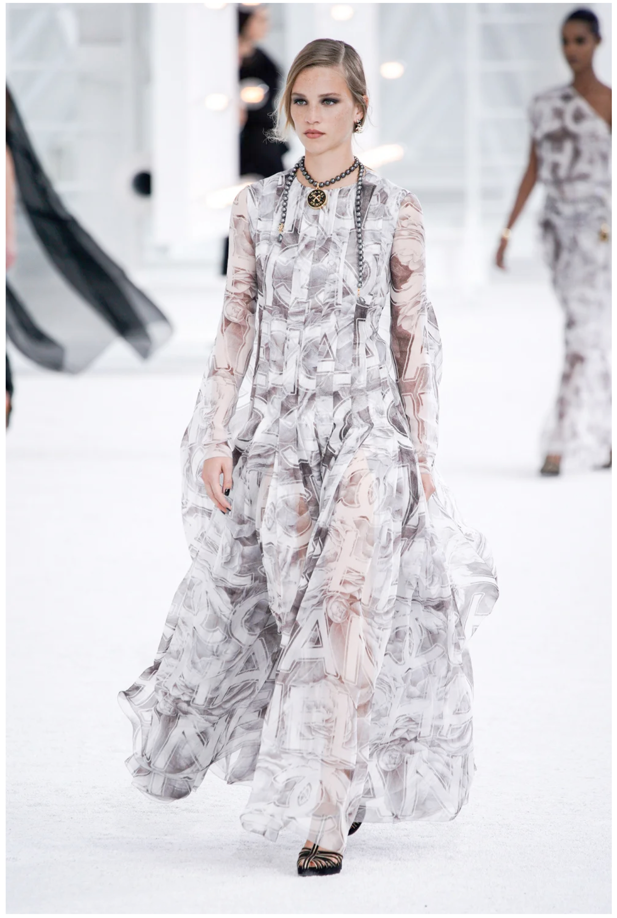 Bond Street | Chanel